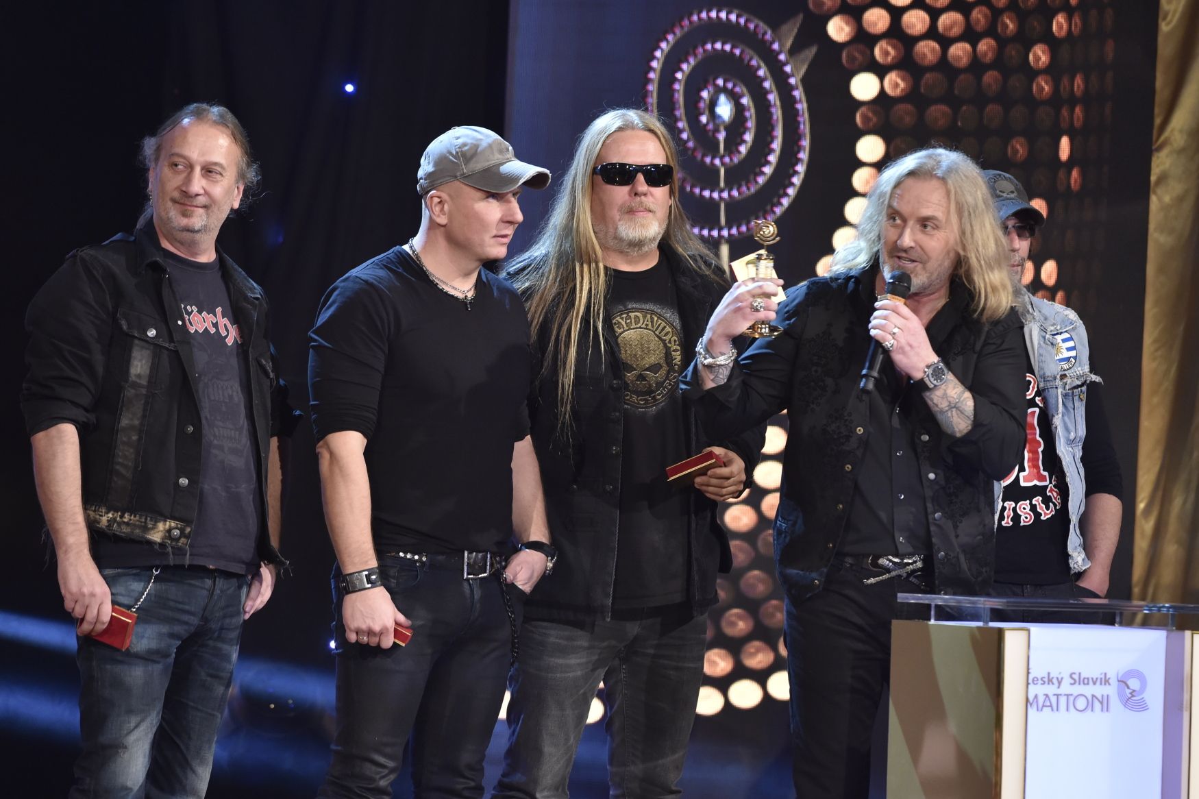 Slavík živě: Gott je absolutním vítězem. Ortel bodoval mezi kapelami i ...