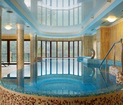 Retro Riverside luxury wellness resort – pohádkové místo pro odpočinek ...