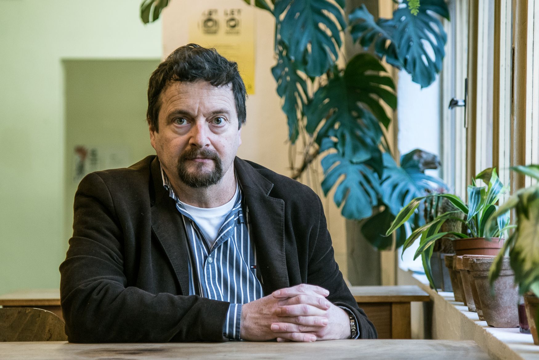 Minulý měsíc by nesepsal, minulost si pamatuje. Michal Viewegh vydal ...