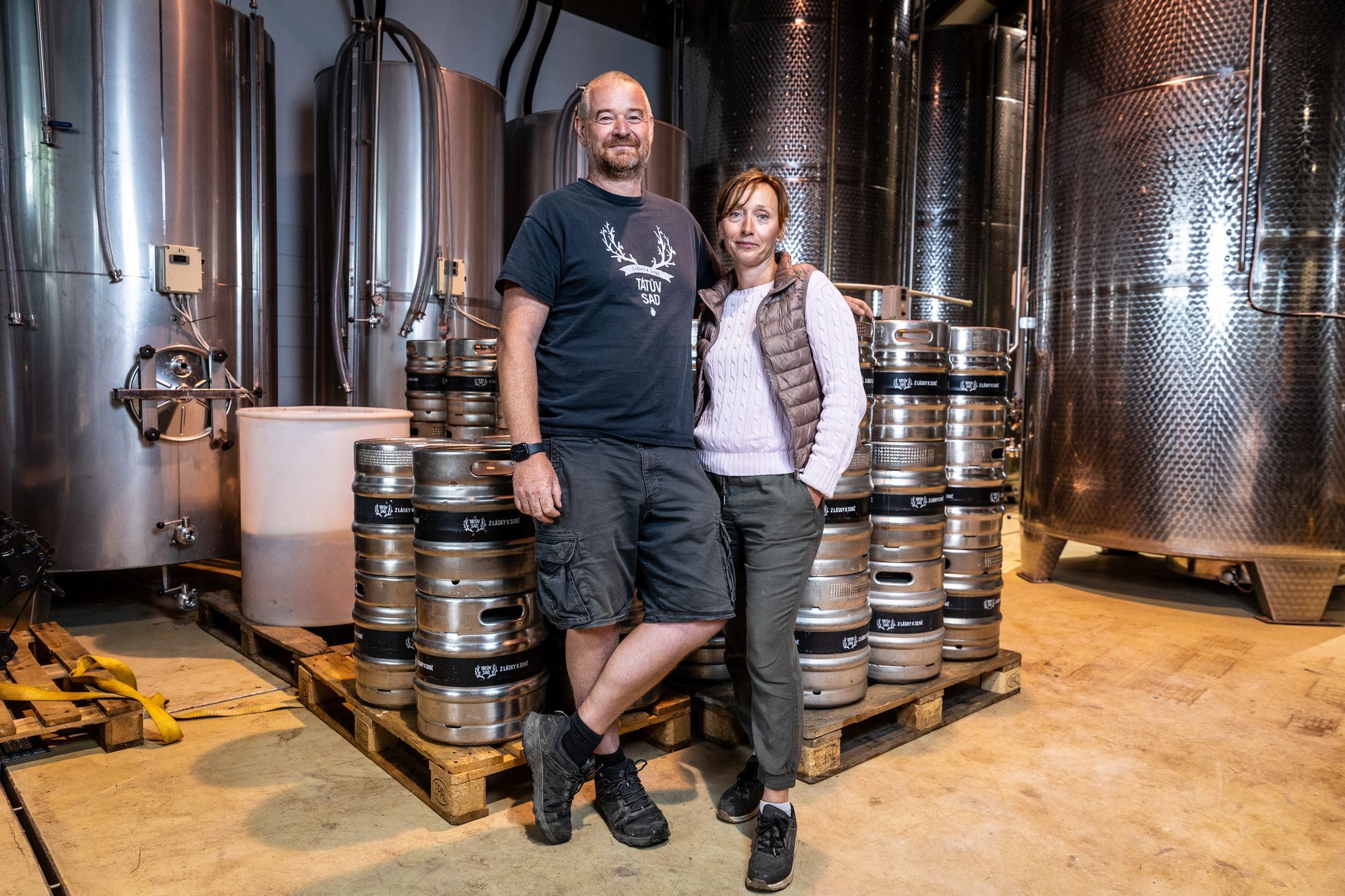 Za cider v Líšnici vyměnili byty v Praze. Ze zchátralého statku vznikl ...