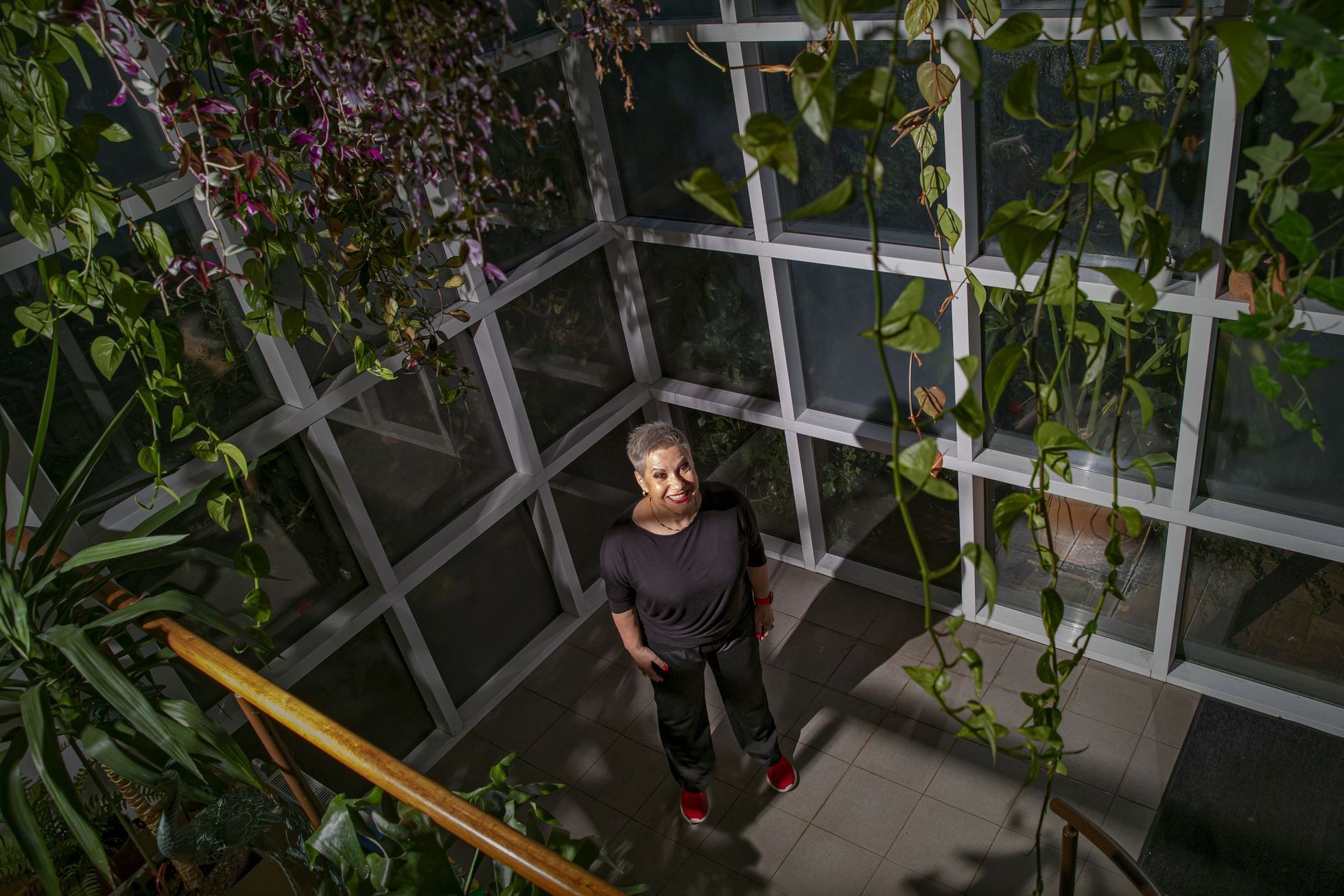 Jak bydlí Dagmar Pecková? Pěvkyně bydlí obklopená květinami a starožitnostmi - Aktuálně.cz