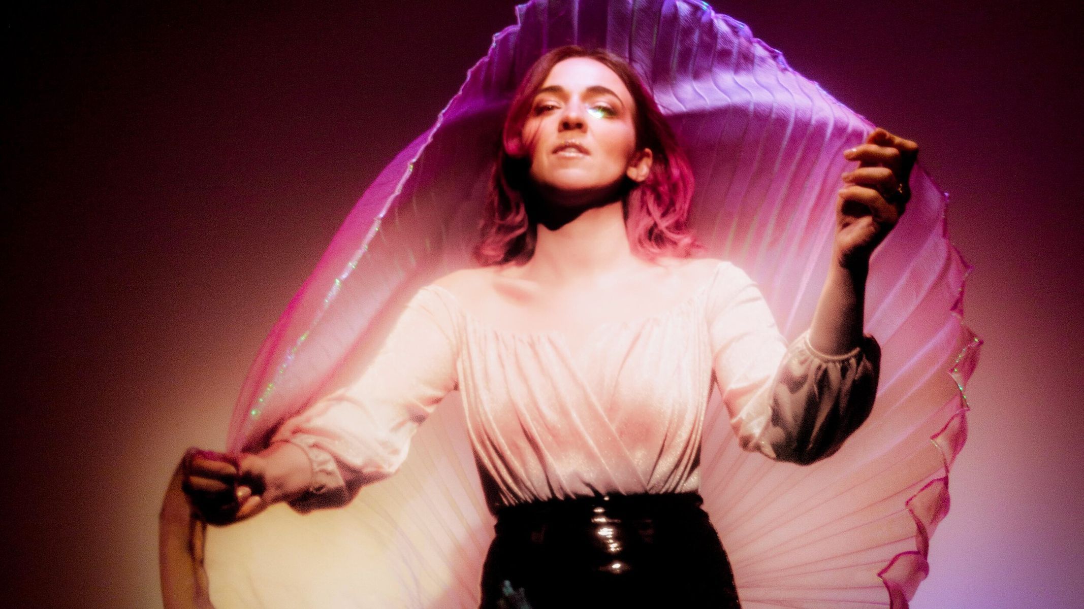 Becca Stevens: Na depresi pomáhá tekoucí voda. Nejvíc lidí mě objalo v ...