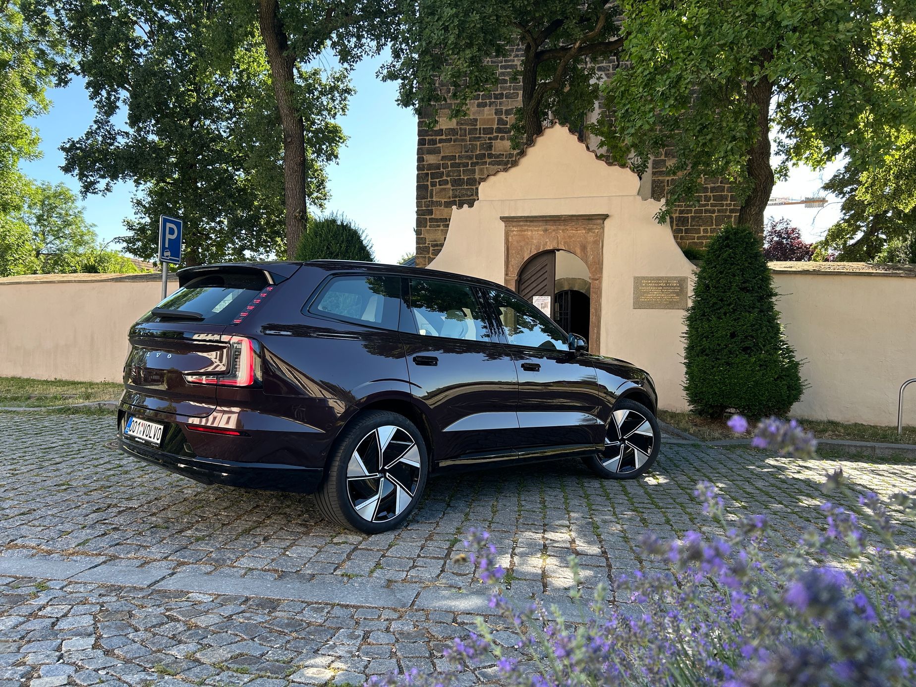 Test Volvo EX90 - Aktuálně.cz