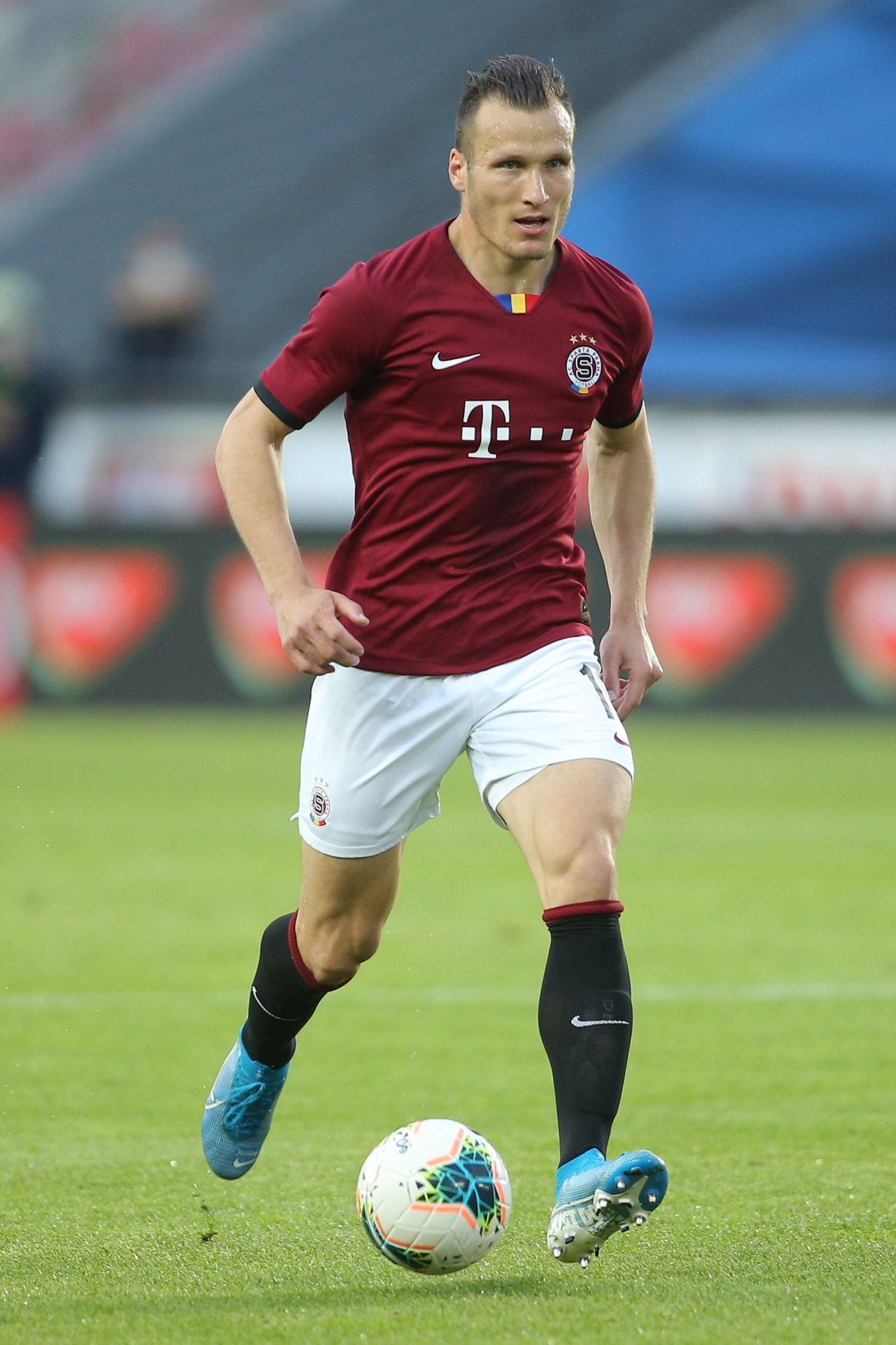 Patnáct posil, které měly stvořit novou Spartu. Zůstali poslední dva ...