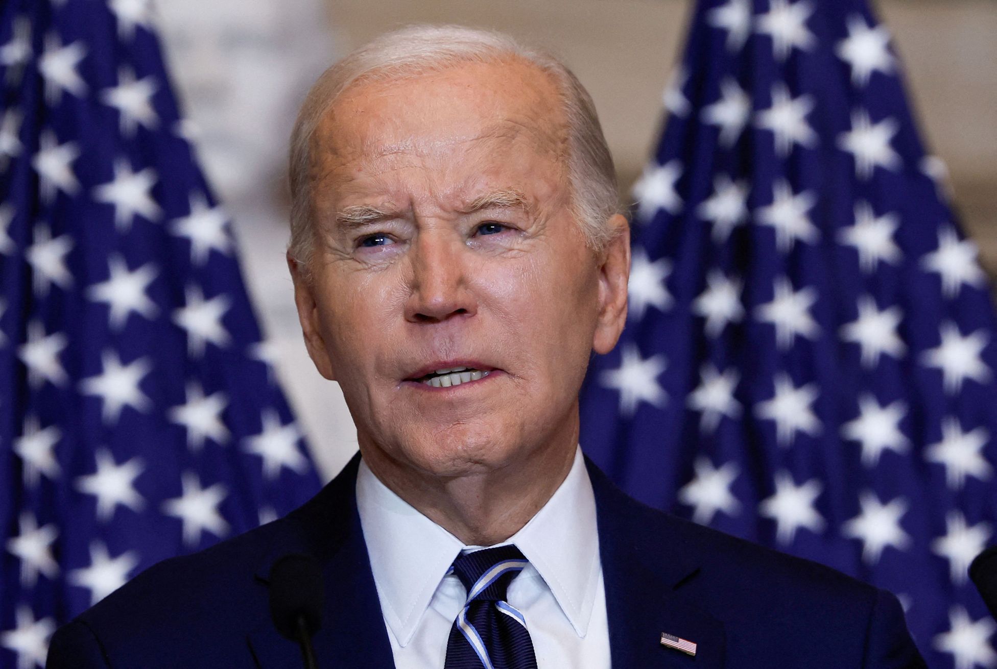 "Mitterrand z Německa, teda z Francie." Biden si spletl Macrona s jeho ...