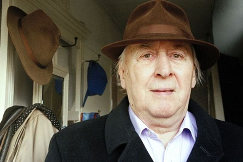 Zemřel J. G. Ballard, legenda sci-fi a kultovní autor - Aktuálně.cz
