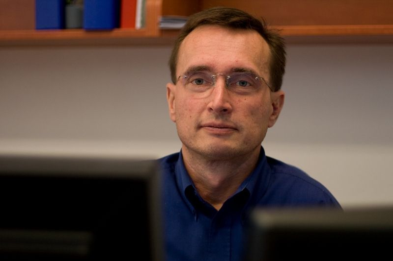 Výzkum tu nemá vizi a řídí ho "rada strýců", říká vědec - Aktuálně.cz