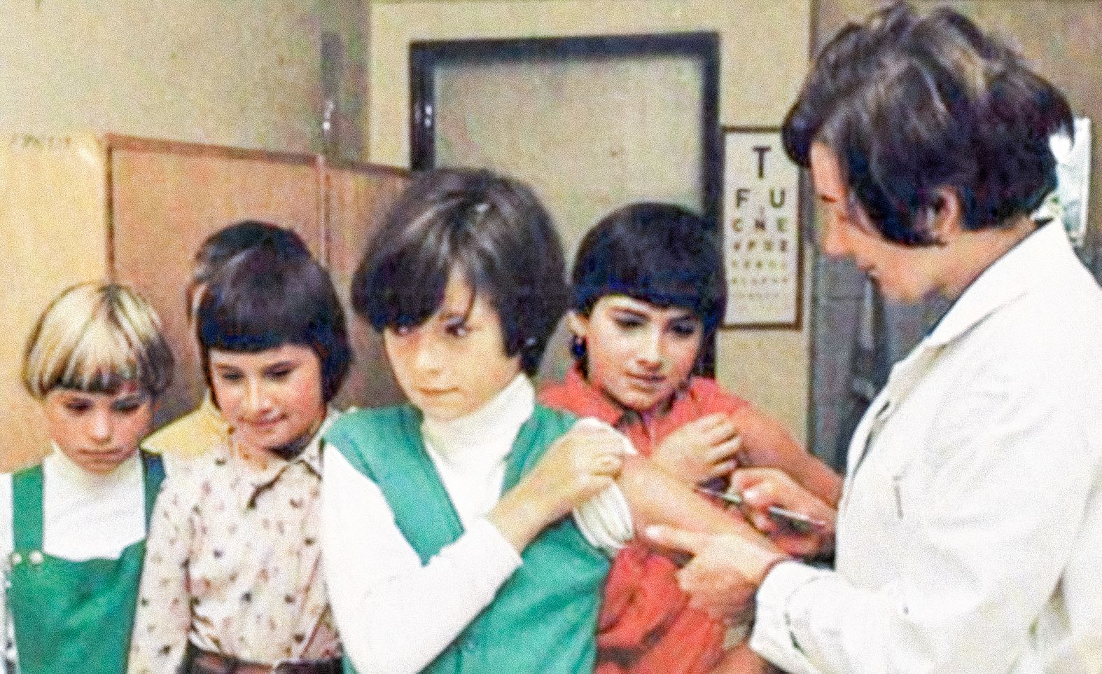 Žloutenka 1979: Školy v nemocnice, hrdinné sestry a chaos v ...