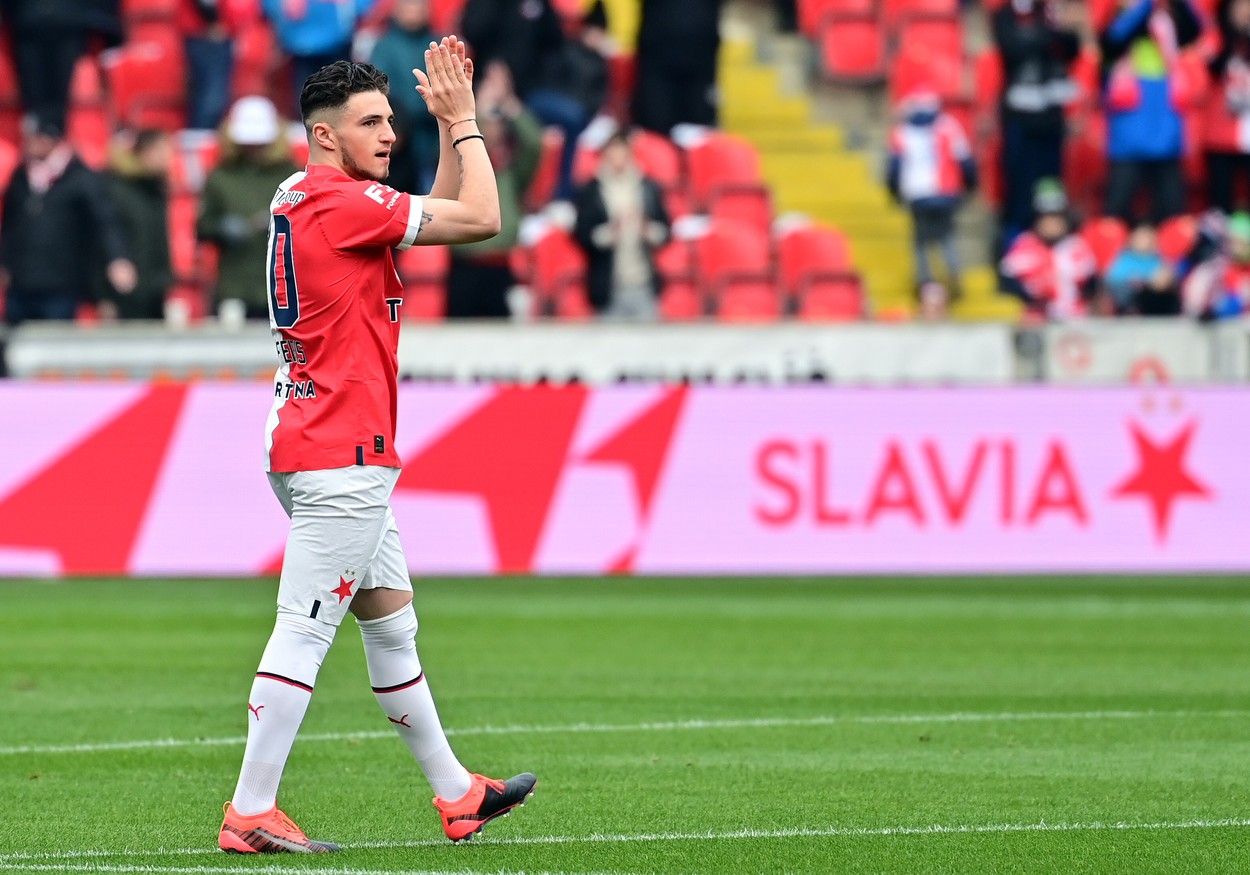 Nový Stanciu, zázračné dítě z Football Manageru. Slavia přivádí norský ...