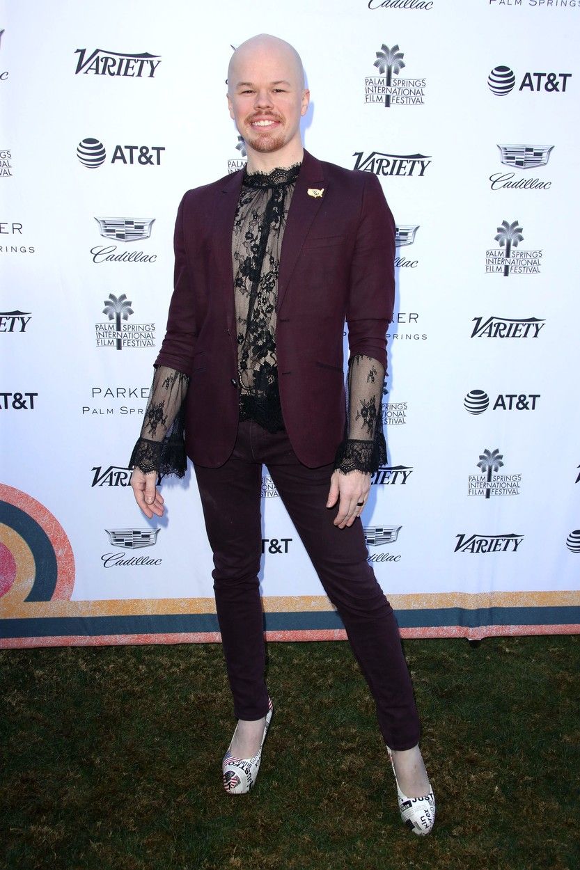 Prezident Joe Biden jmenoval poradcem Sama Brintona. V šatech a na ...