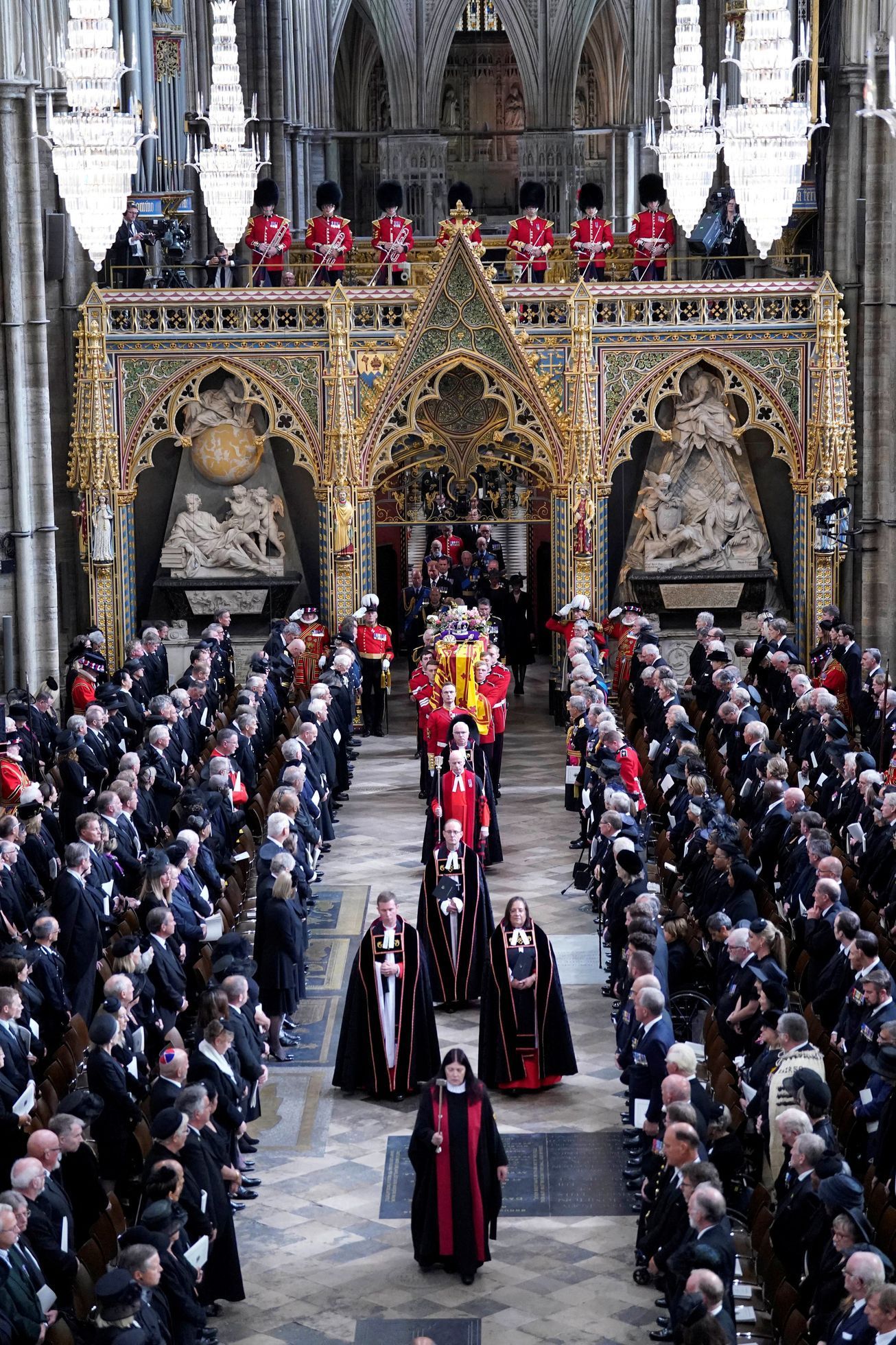 Královna, pohřeb - Aktuálně.cz