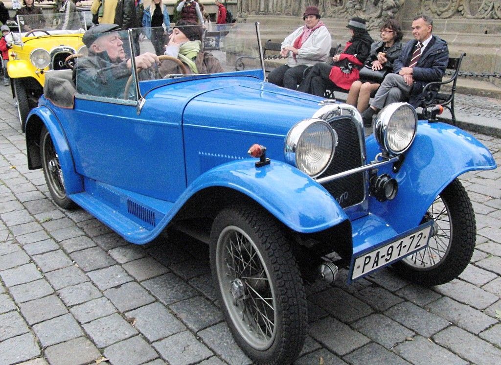 Vášeň jménem veteráni. Auta, s nimiž ožívá historie - Aktuálně.cz