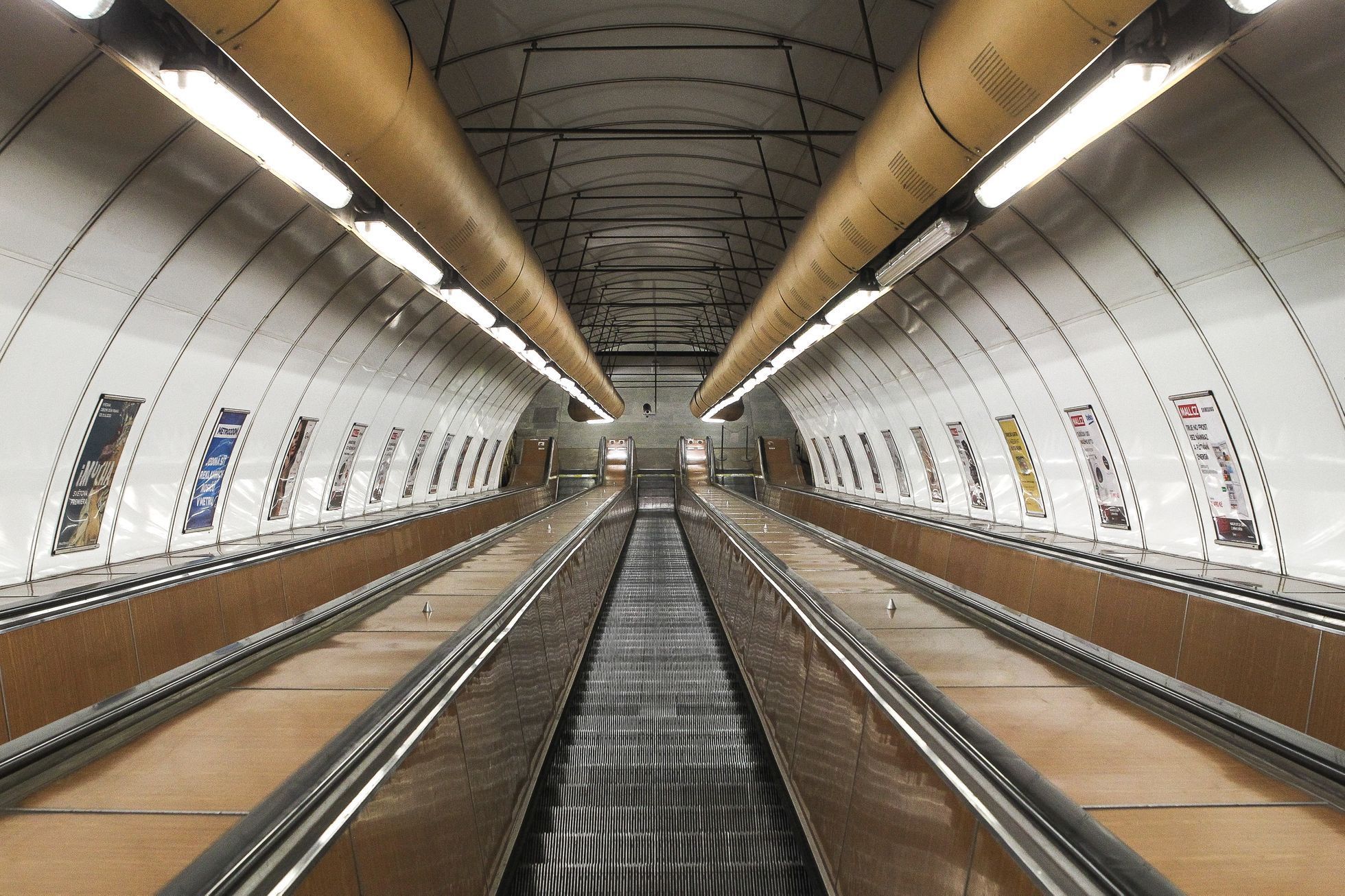 Ilustrační foto - metro, Můstek, stanice metra, dopravní podnik, dpp ...