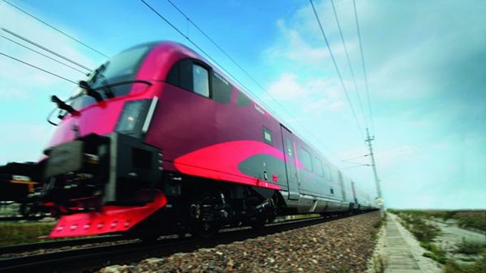 2010: Do Prahy přijel supermoderní vlak Railjet - Aktuálně.cz