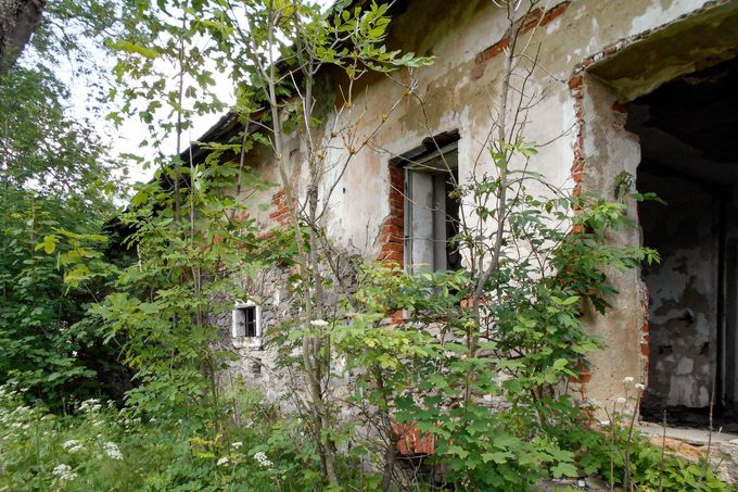 Ivan Roubal: Bestiální vrah a tajemství prokleté usedlosti Pohádka na ...